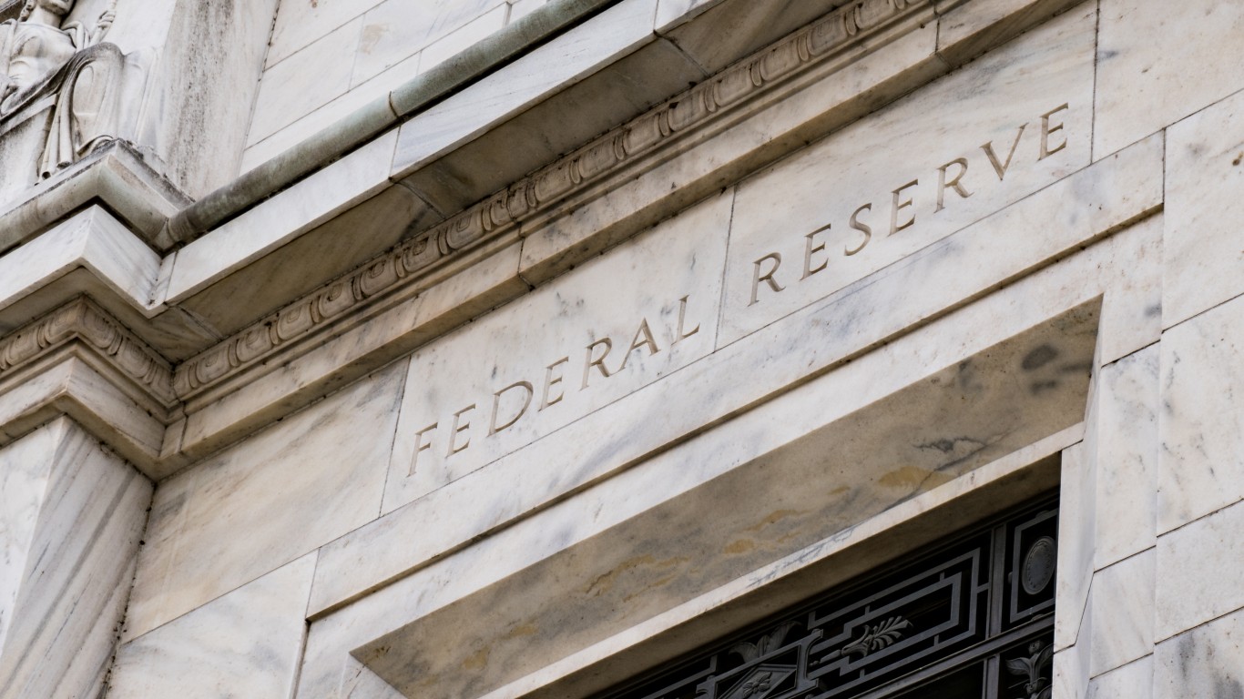 Warning flashes: Federal Reserve research confirms tariffs will slow US ...