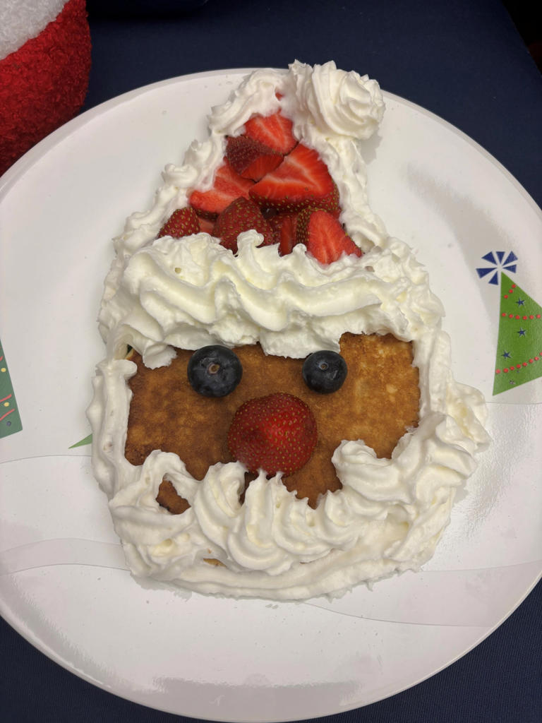 WFSB morning team brings you home for Christmas