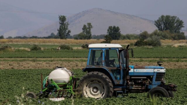 ΥΠΑΑΤ: Παρέμβαση για γεωργούς που δεν έλαβαν τη βασική ενίσχυση λόγω ...