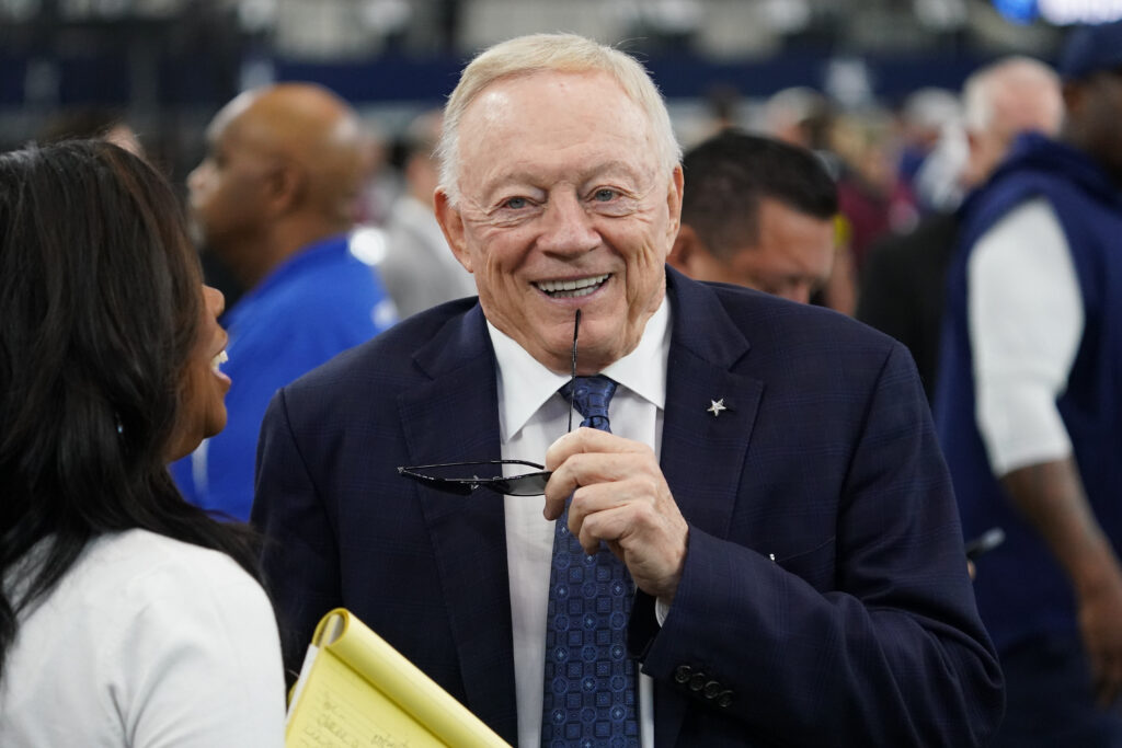 Cowboys owner Jerry Jones announces coaching update after Chargers game