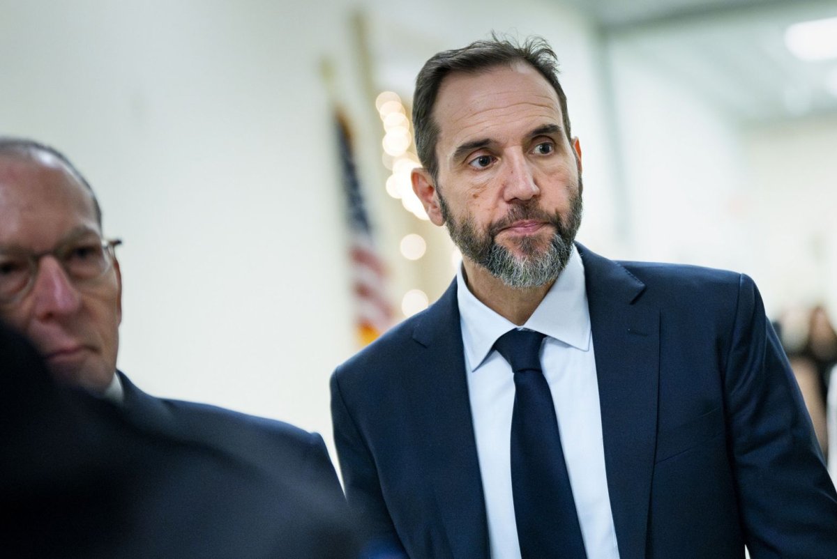 Jack Smith’s attorneys again call for a public hearing