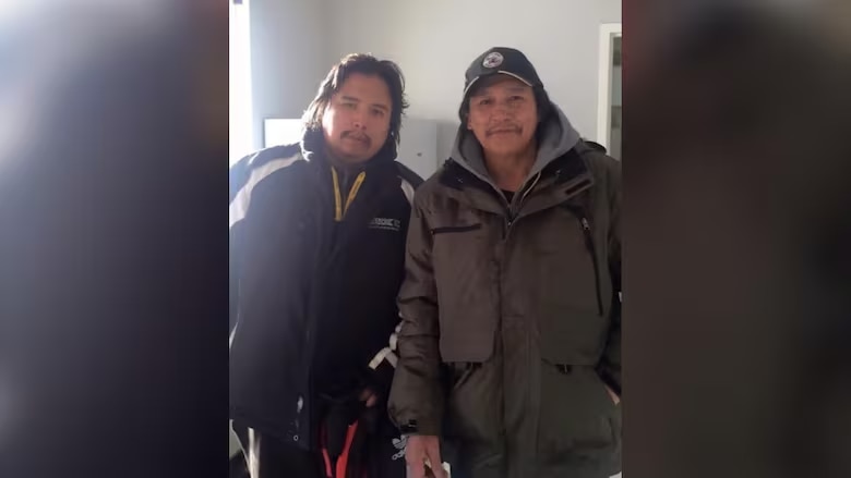 La famille d’un homme tué par la police à Deer Lake First Nation veut ...