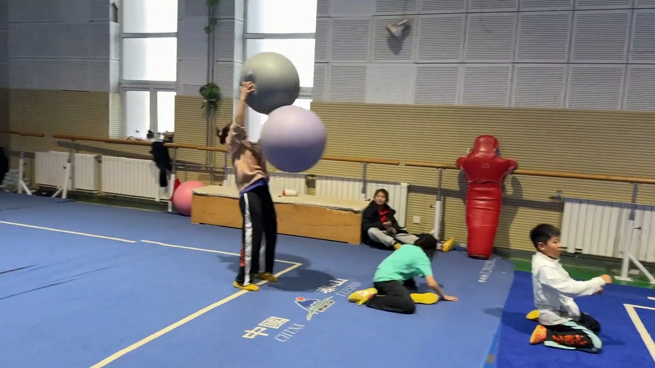 Inflated ball bounces back and hits student during playtime in Gansu, China