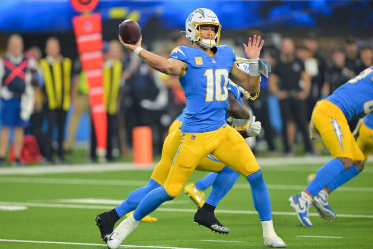 DraftKings NFL daily fantasy sports picks for Sunday in Week 16