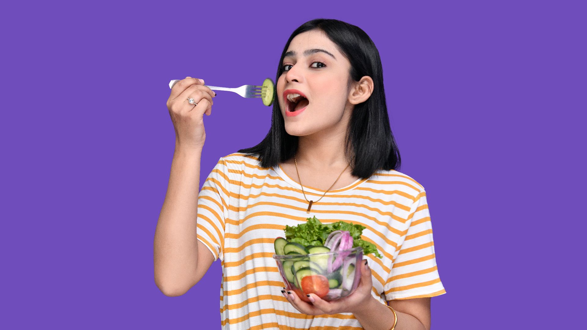 Falling asleep at your desk? These foods will give you the midday boost ...