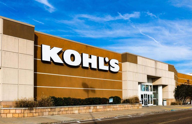 Kohl's is selling a dish cloth set that is super durable and has a ...