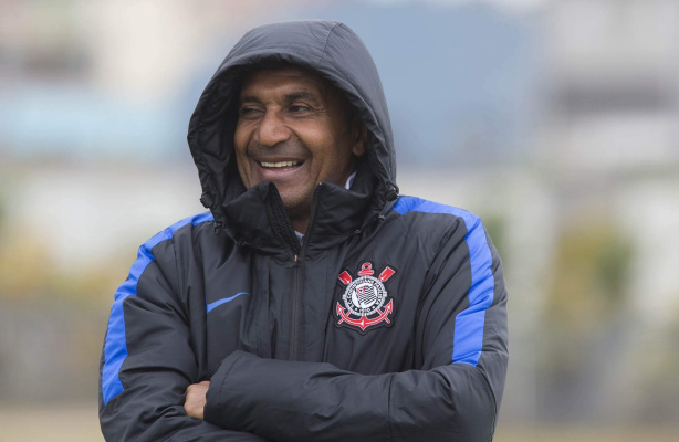 Técnico ex-Corinthians lamenta pouco tempo no clube e projeta final da ...