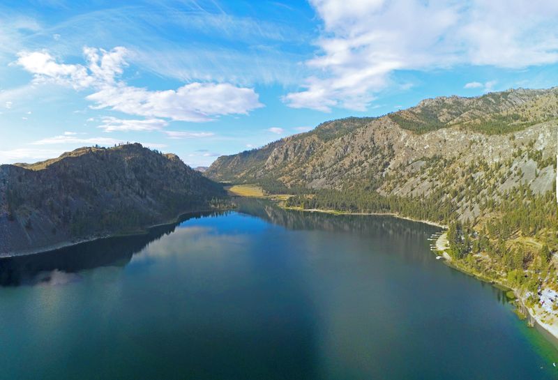 Washington State Park: A hidden desert gem with a mountain lake