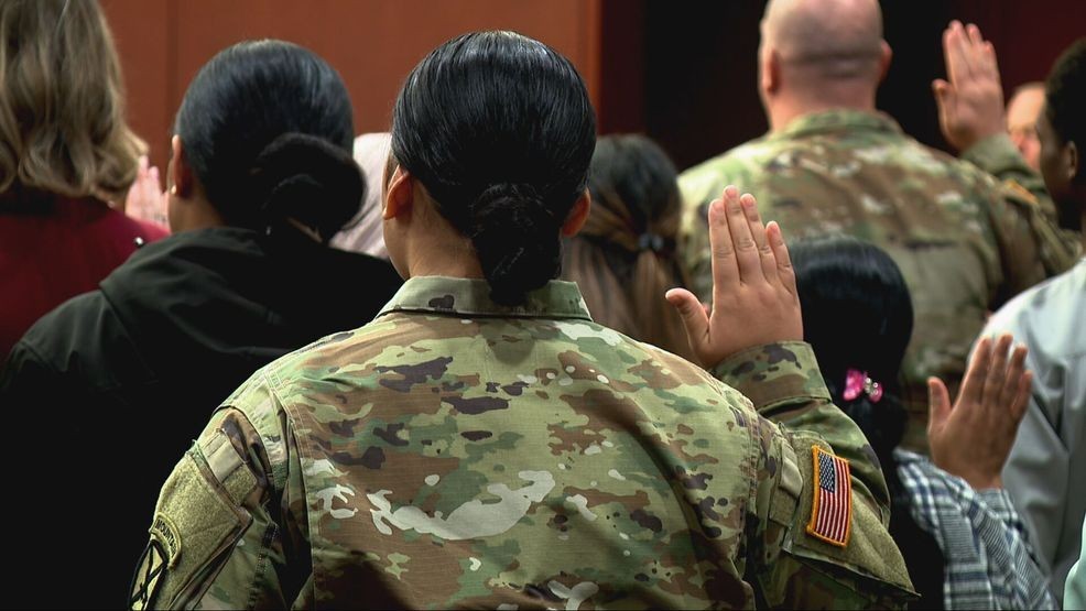 36 New Yorkers become US citizens after naturalization chaos