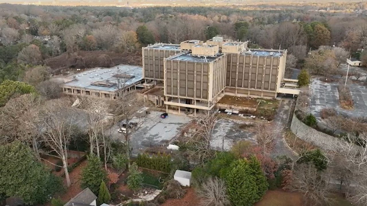 Woman killed in fall from vacant Emory building used in 'Stranger Things'