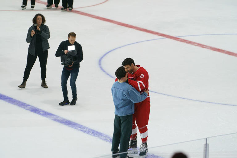 “Heated Rivalry” star Robbie GK on that episode 5 kiss, auditioning for ...