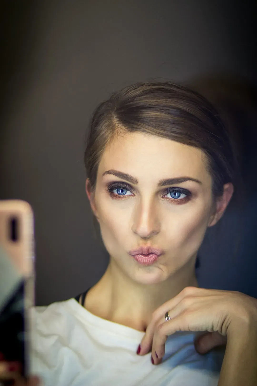 Contouring for your face shape: How to highlight your natural bone ...
