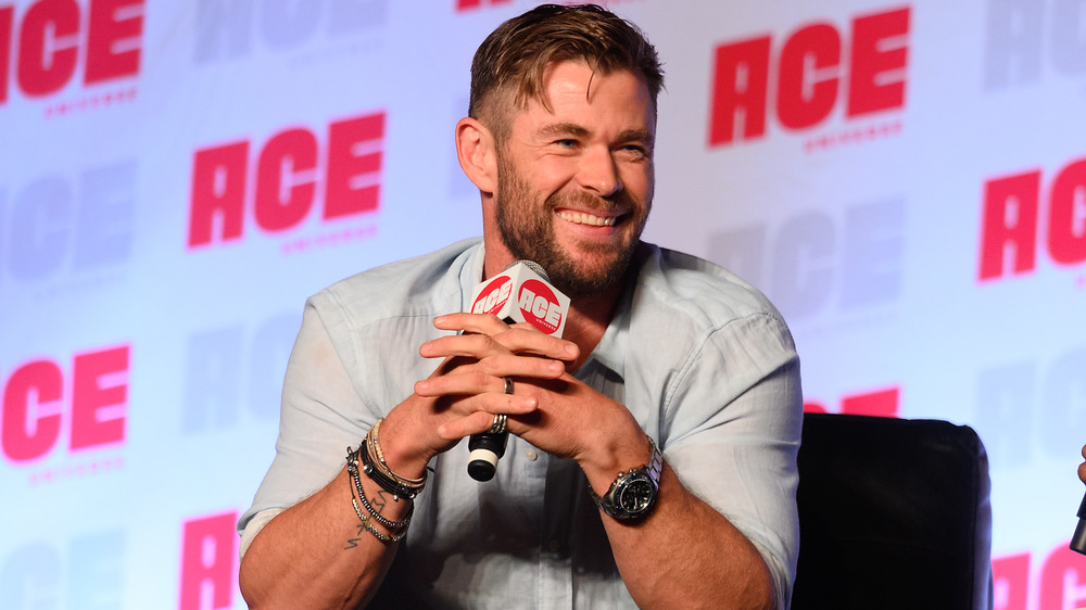 What Chris Hemsworth does at the gym to get ripped