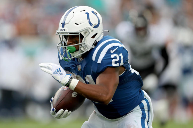 Former 2,900-yard & 17-TD Colts playmaker joins Saints amid injuries