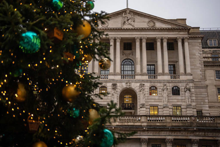 MoneyWeek news quiz: How much did the Bank of England cut interest ...