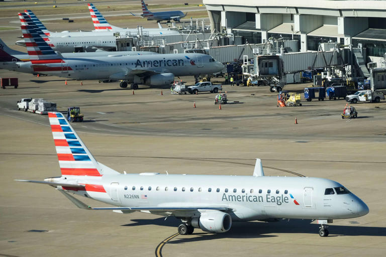 American Airlines is eliminating frequent flyer miles for basic economy ...
