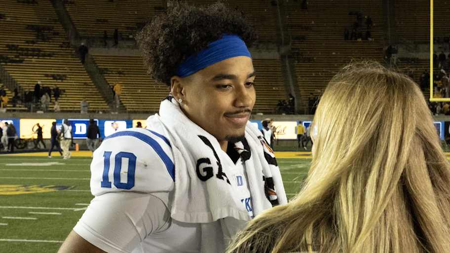 $1.9 million star QB reportedly returning to school, will forgo NFL draft