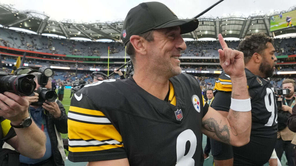 Aaron Rodgers gives emotional interview after Steelers’ big win vs ...
