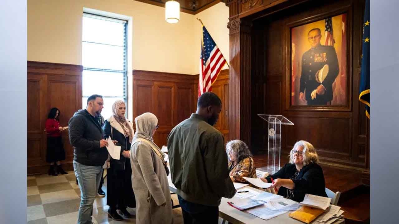 'Devastated': 2 more immigrants turned away from naturalization ceremony