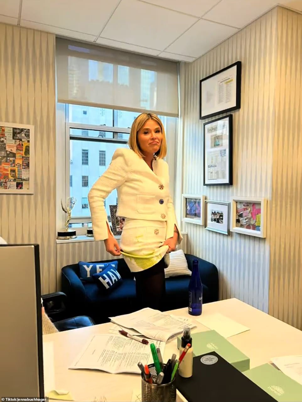 Jenna Bush Hager suffers wardrobe malfunction