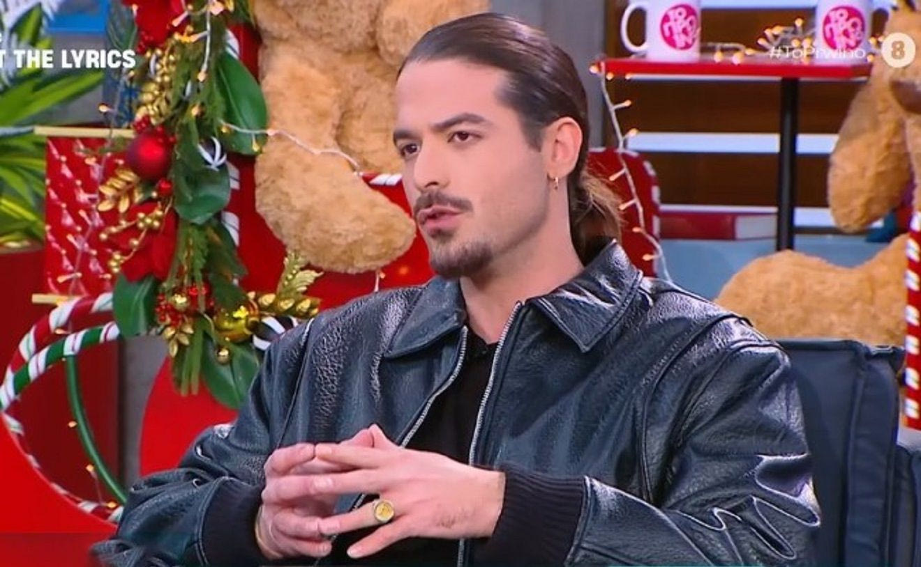 Άρης Μουγκοπέτρος: Η αντίδραση των παιδιών του στα πρόσθετα δάχτυλα ...