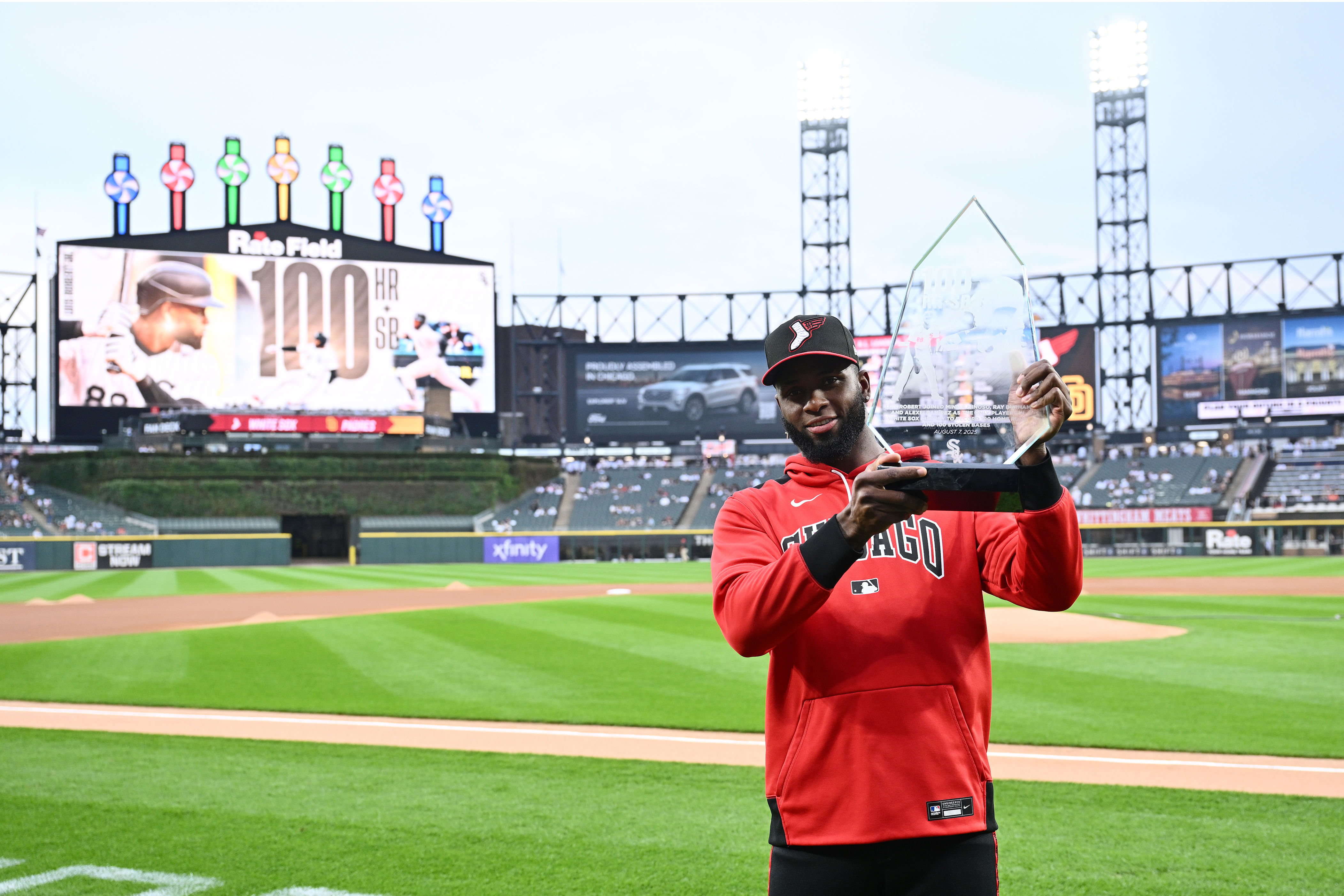 Mets 2-for-1 trade prediction sees All-Star outfielder land in Queens