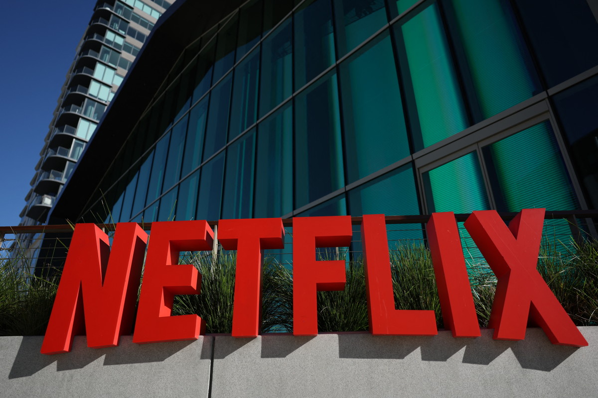 Netflix offers $83 billion in cash for Warner Bros. acquisition