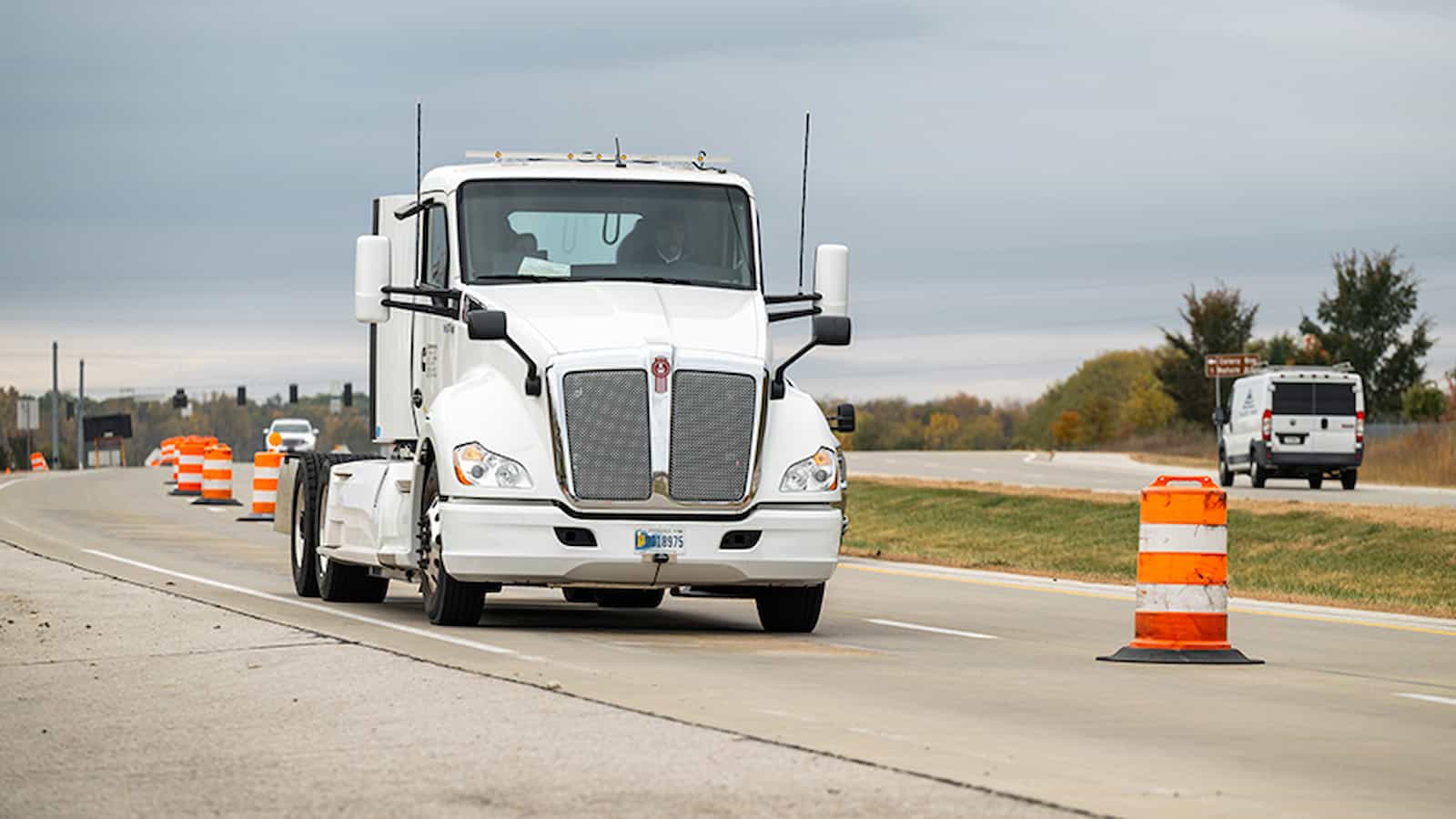 America's first 'live-wire' highway just charged a big-rig at 65 mph