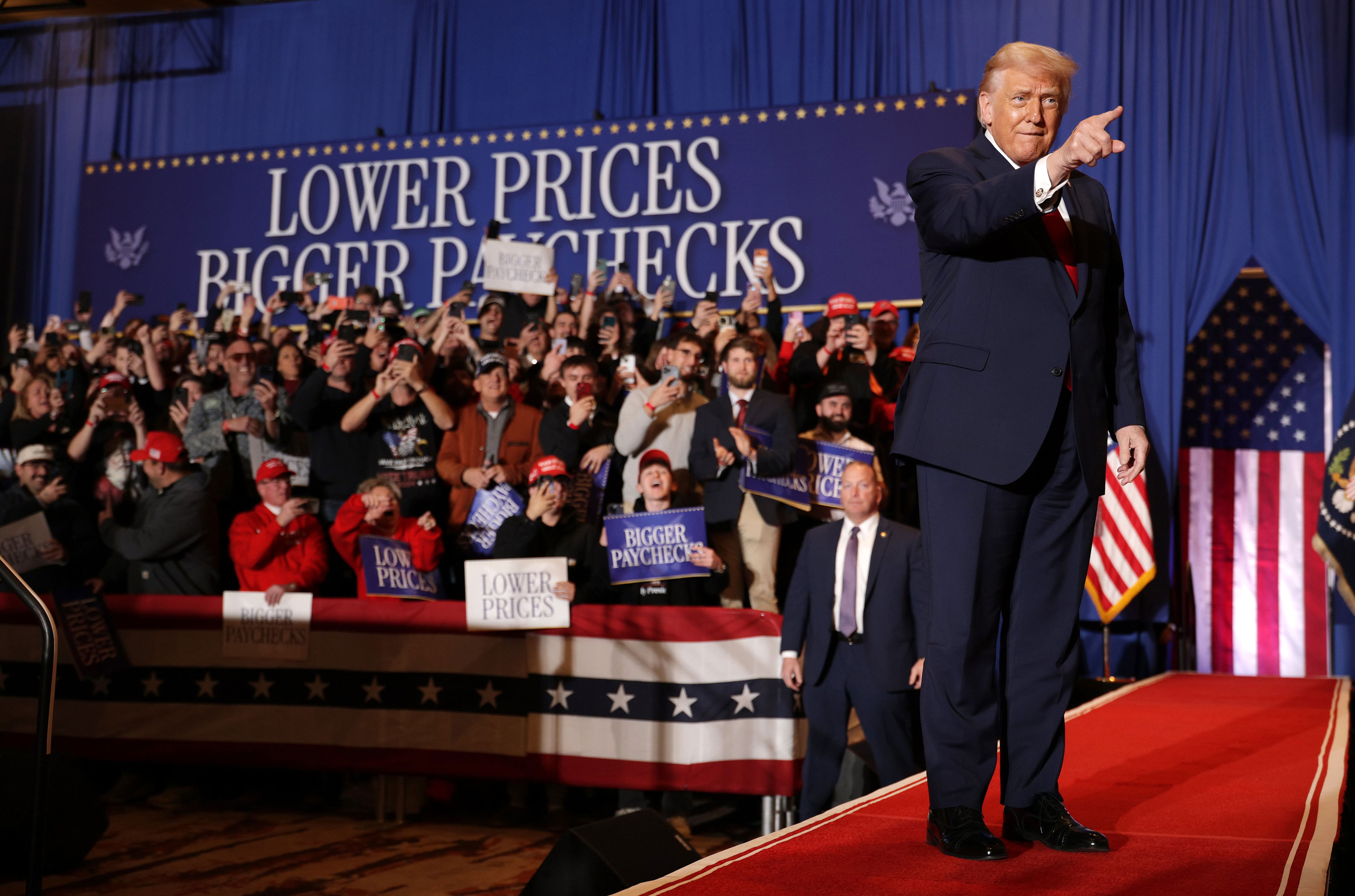Trump gets a major warning with dire American Dream poll