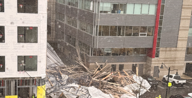 Scaffolding collapses at Pittsburgh construction site as strong winds ...