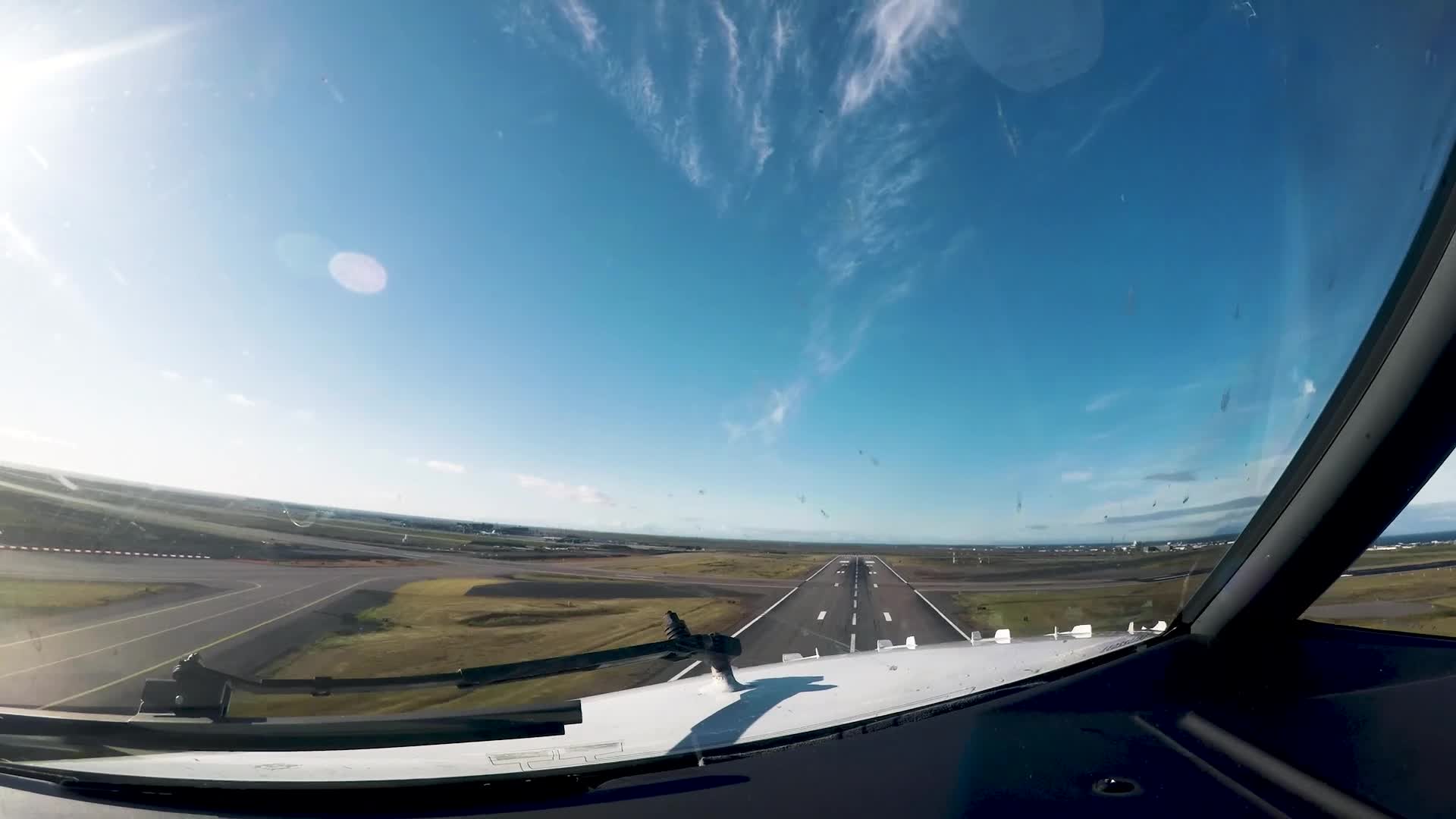 Boeing 737 stunning takeoff Iceland