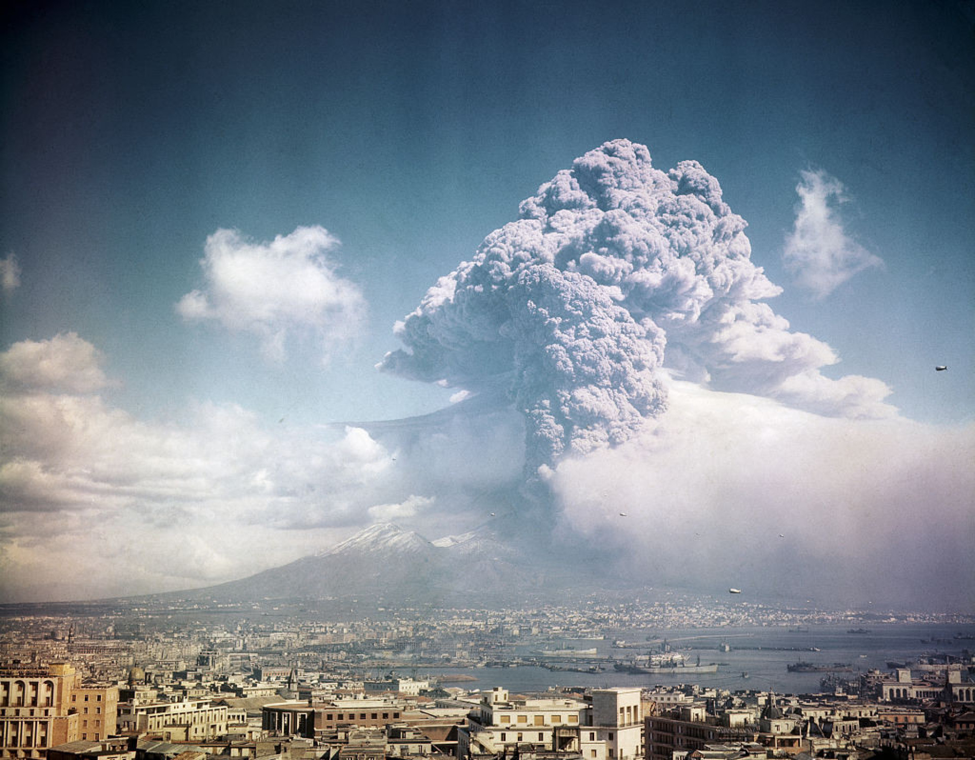 Cities that could be buried by lava at any moment