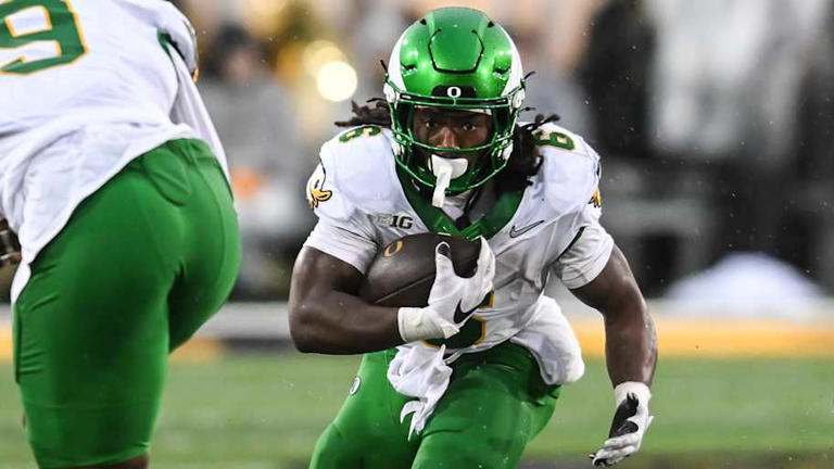 James Madison vs. Oregon score prediction by expert football model