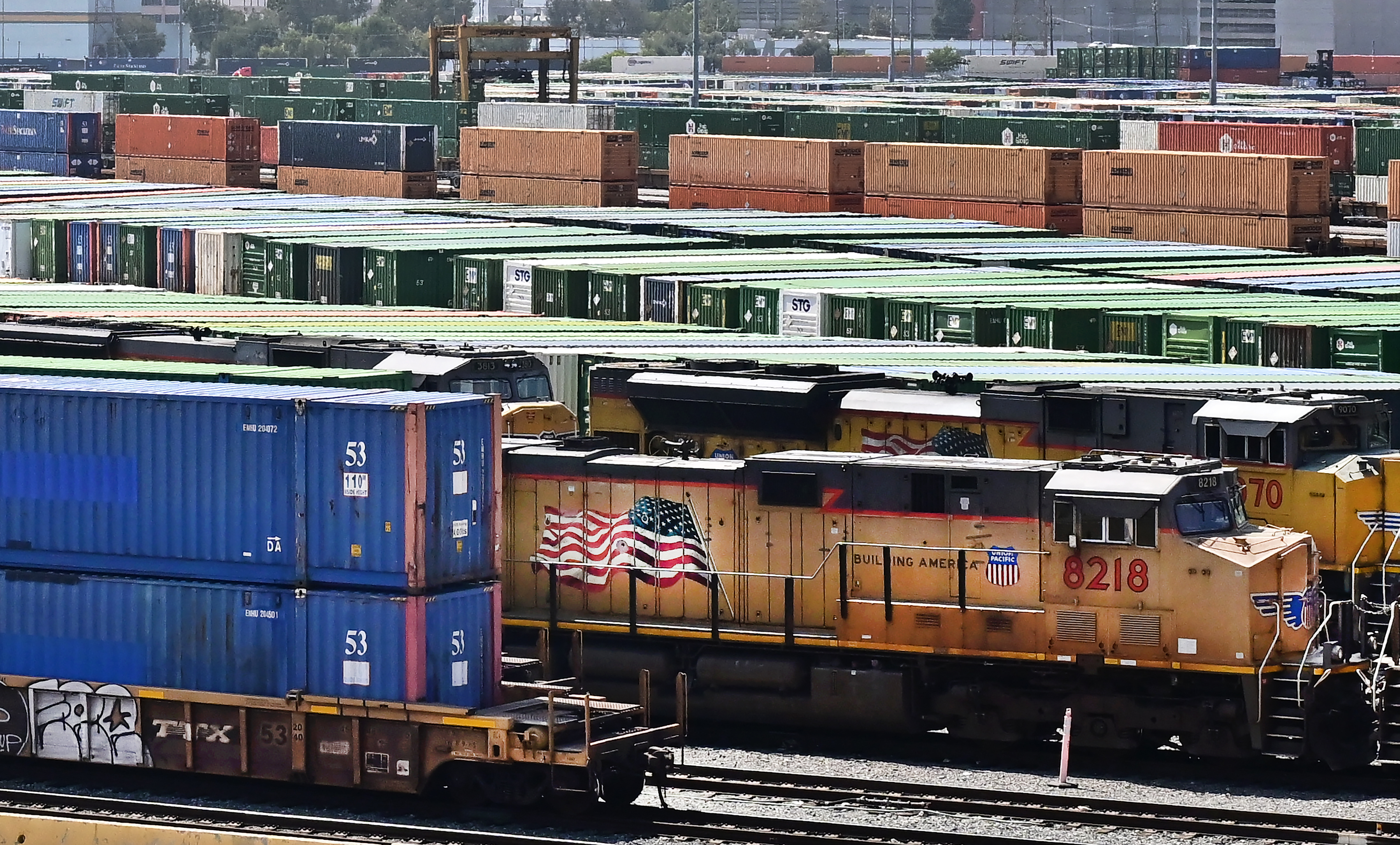 Union Pacific, Norfolk Southern file merger application as Teamsters object