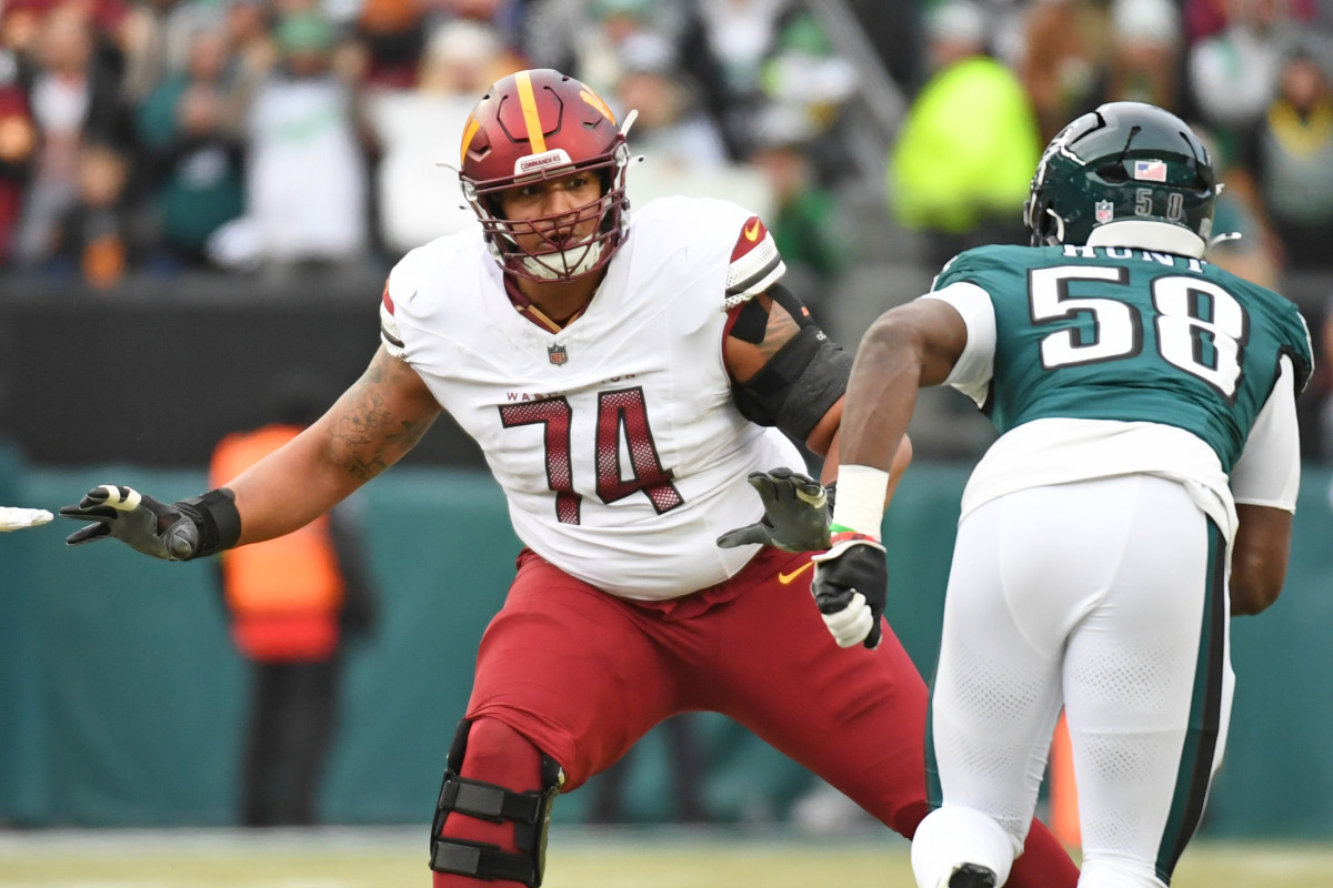 The Commanders are turning a key injury into an opportunity at ...