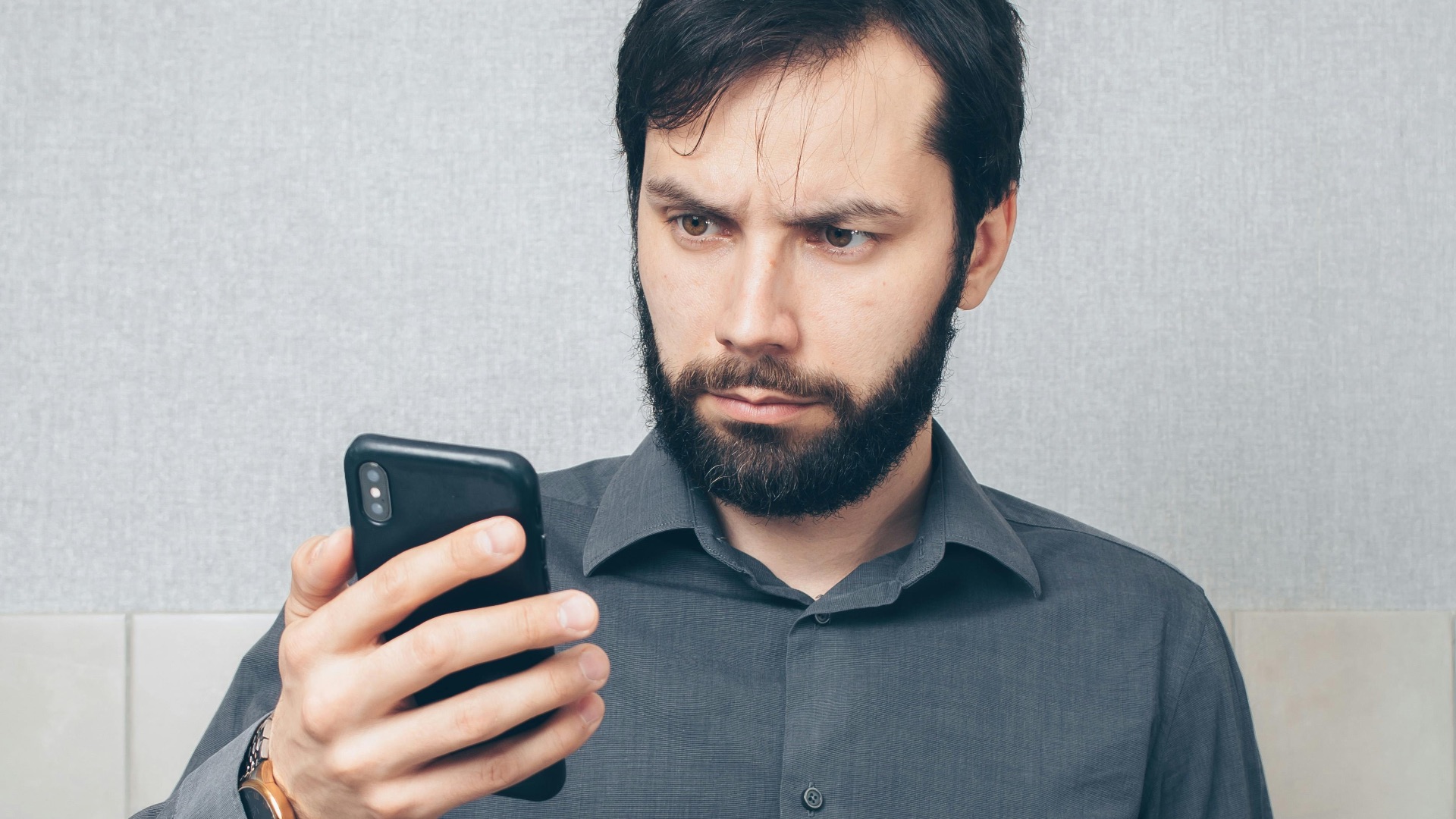 AI can sound exactly like your loved ones—here's how to spot a scam and ...