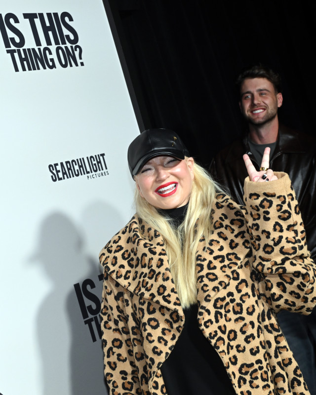 Sia steps out in rare red carpet appearance showing her entire face