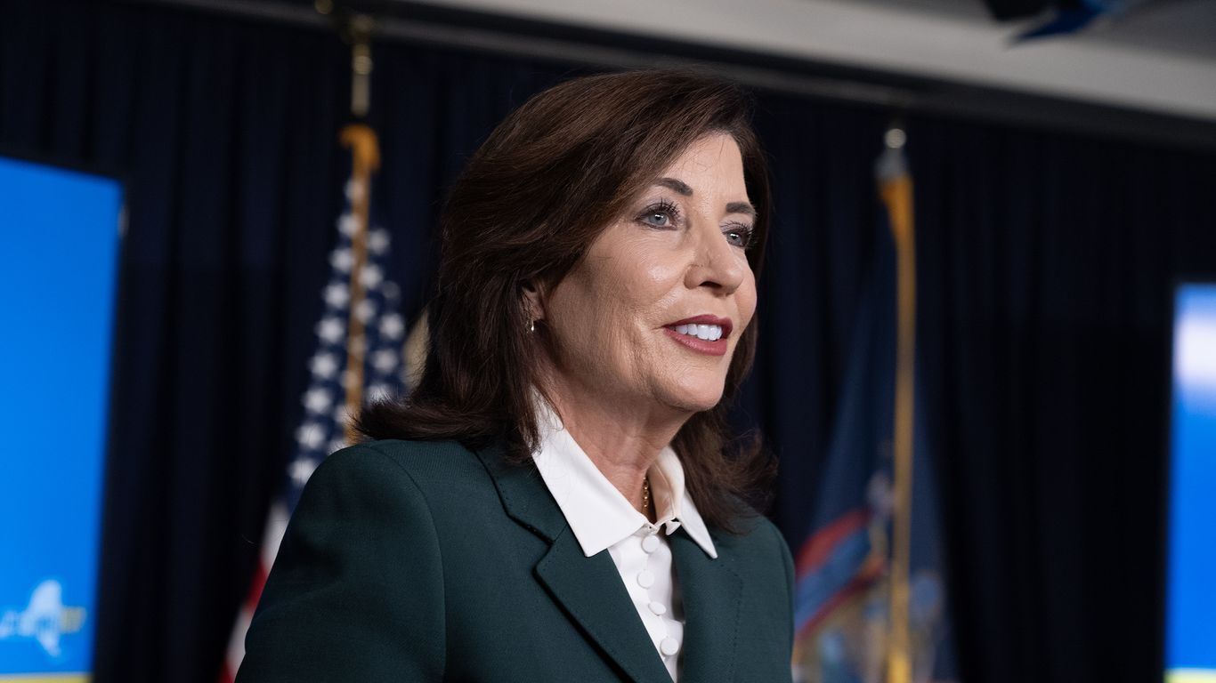NY Gov. Kathy Hochul signs sweeping AI safety bill
