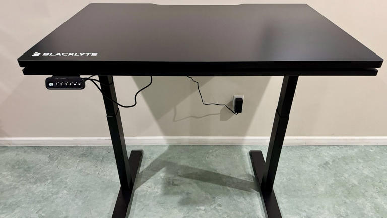 I tested the Blacklyte Atlas Lite and it's an ultra-cool standing desk ...