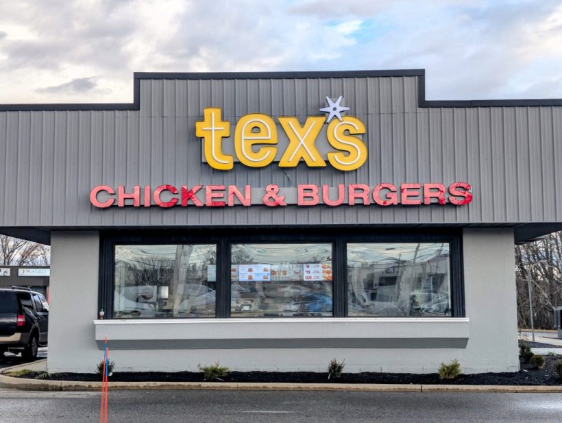 Tex’s Chicken & Burgers opening soon in Delran
