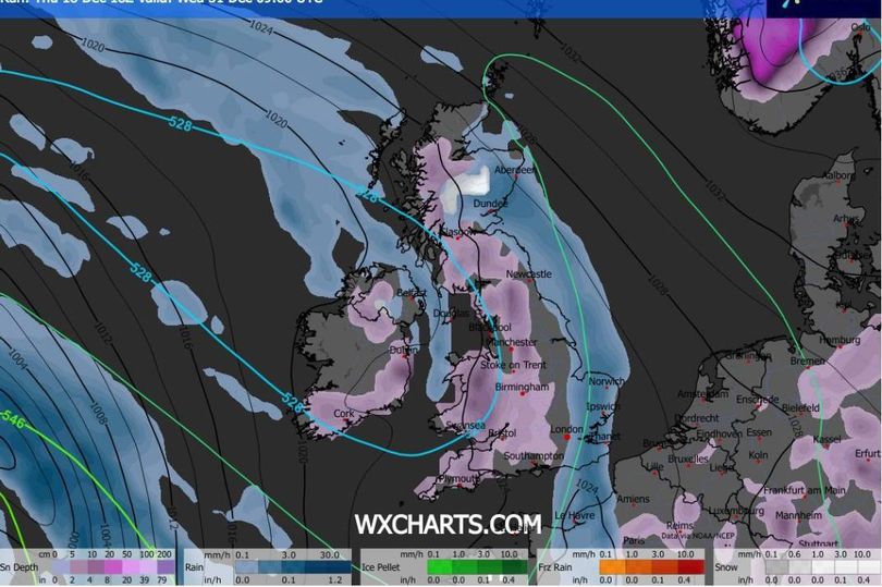 Weather maps show snow heading for South West