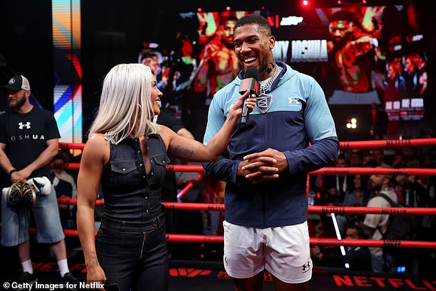 Who is Sibley Scoles? Fans go wild for Netflix's glamorous new boxing ...