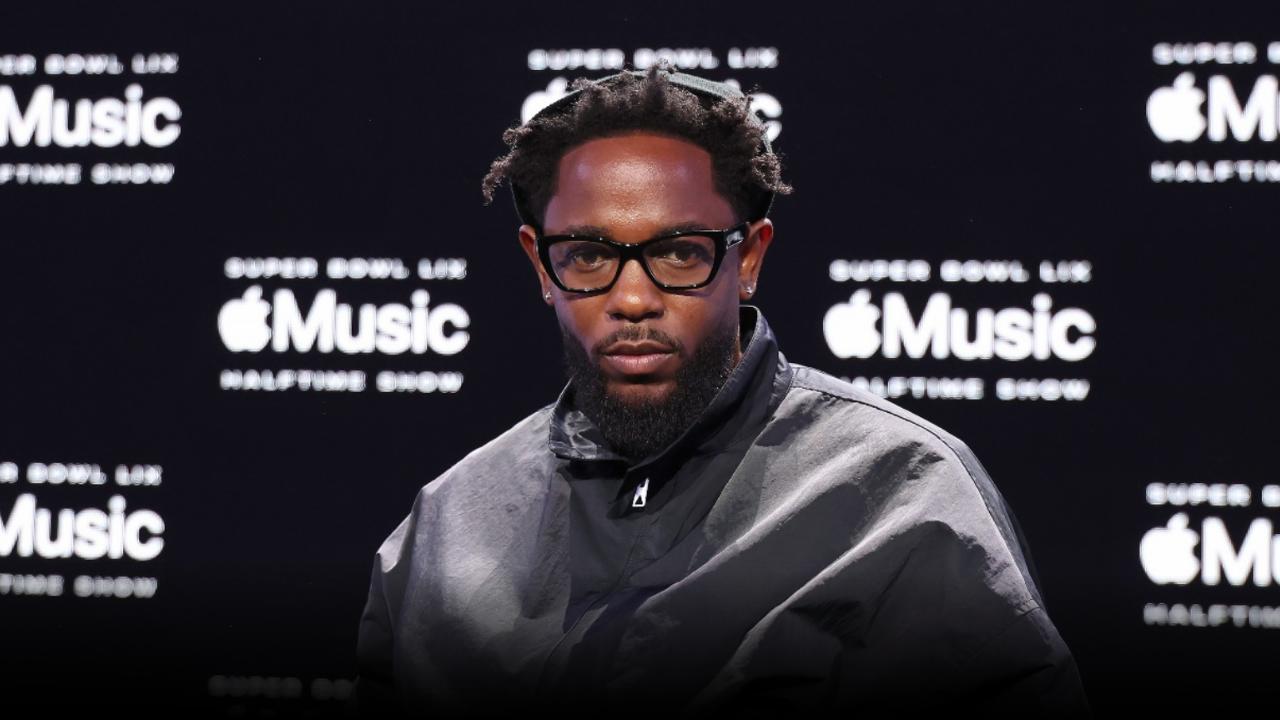 Kendrick Lamar and SZA perform at Top Dawg Entertainment’s Christmas ...