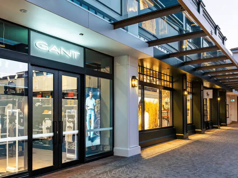 Discover Western Sydney’s premier outlet shopping destination