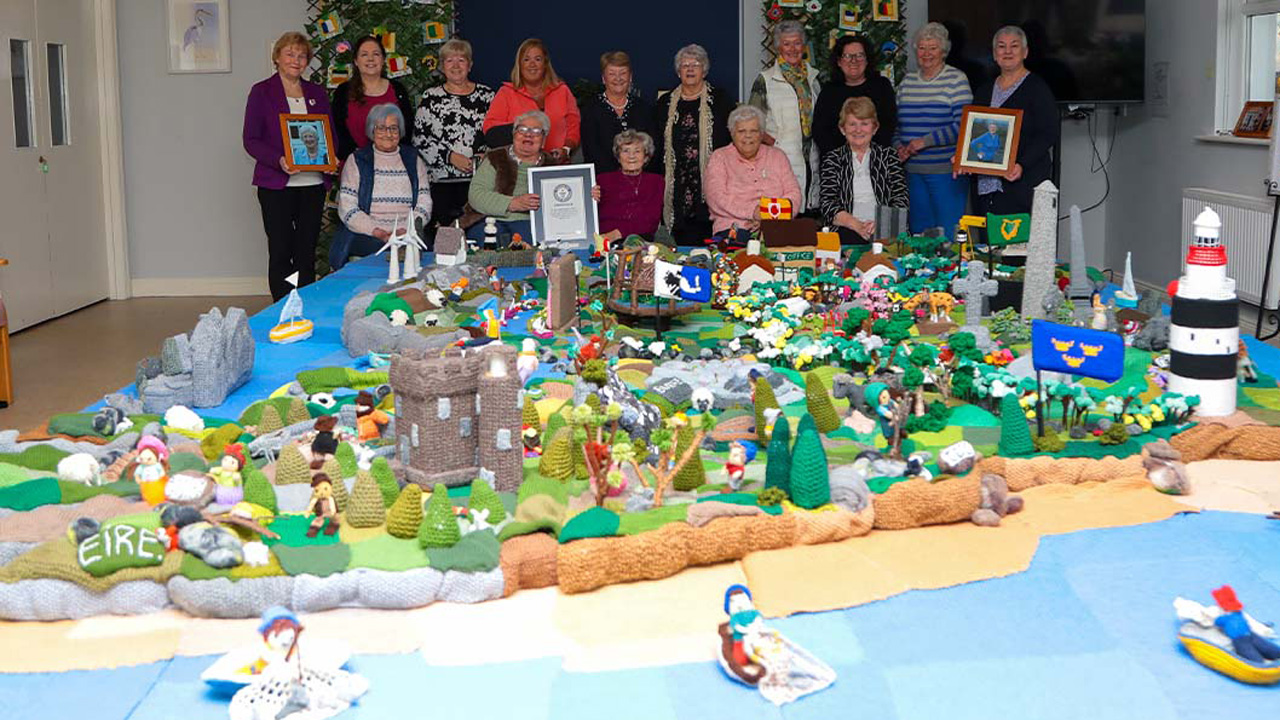 Knitted map of Ireland created by Creative Crafters Ireland celebrates ...