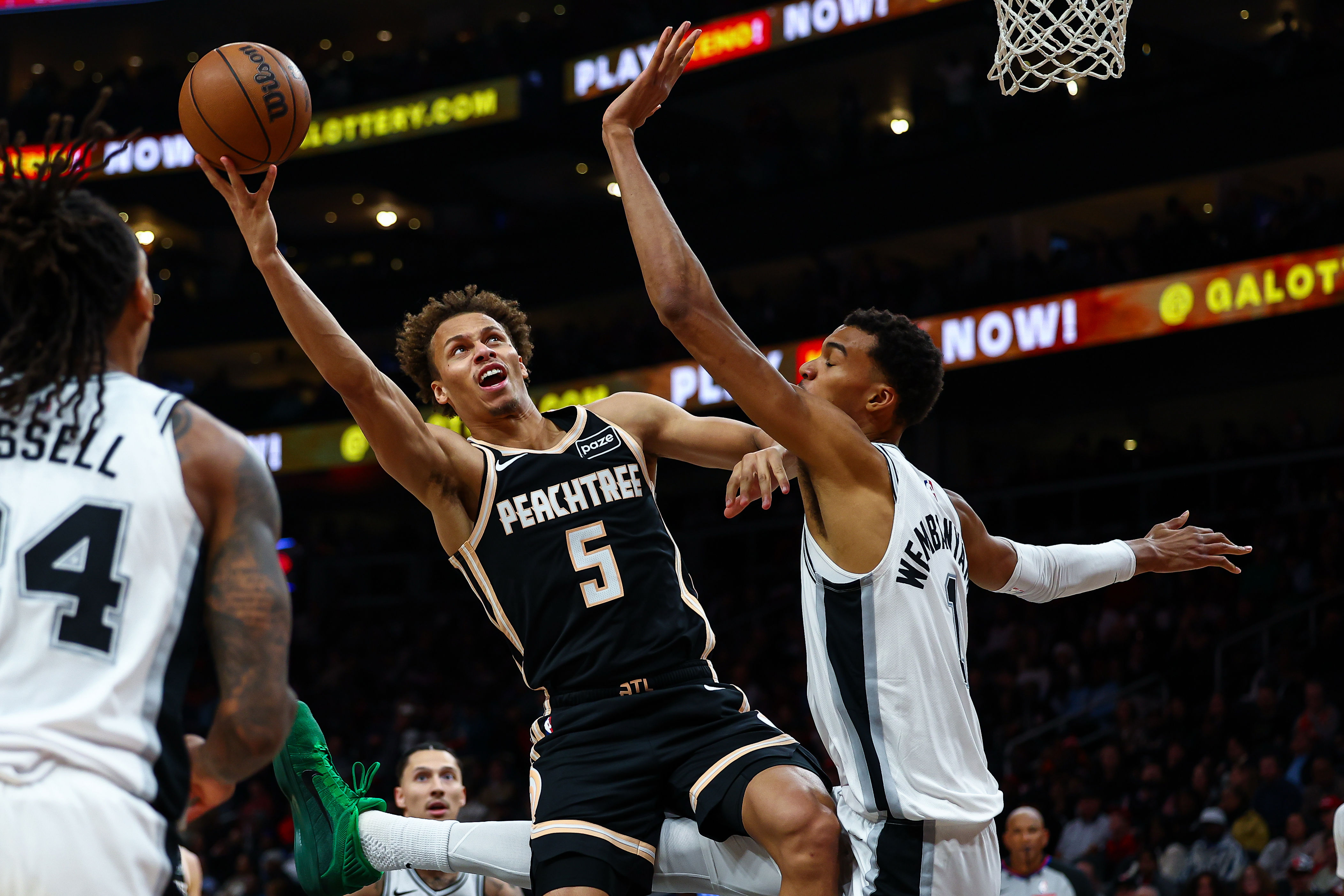 Victor Wembanyama records 100th straight game with at least one block ...