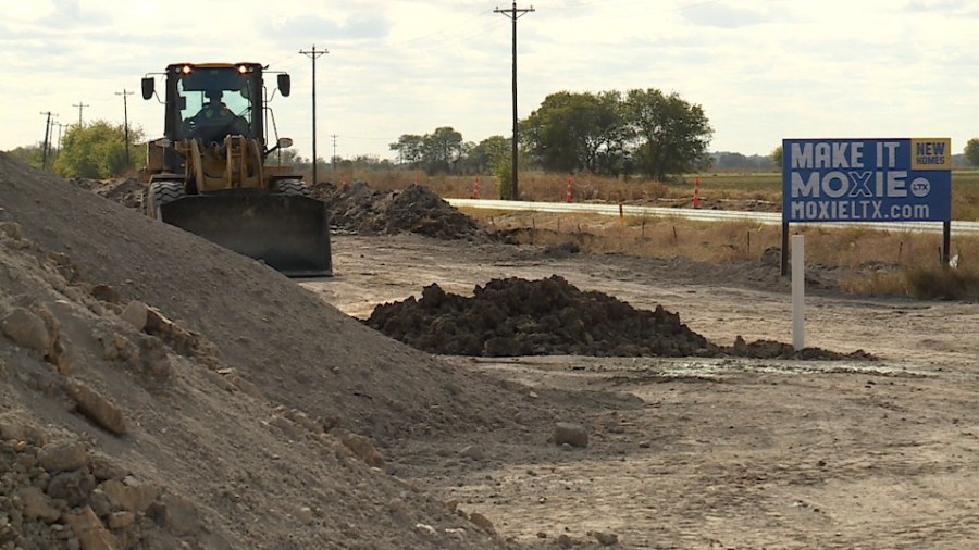 Lockhart ISD partners with developer on teacher housing