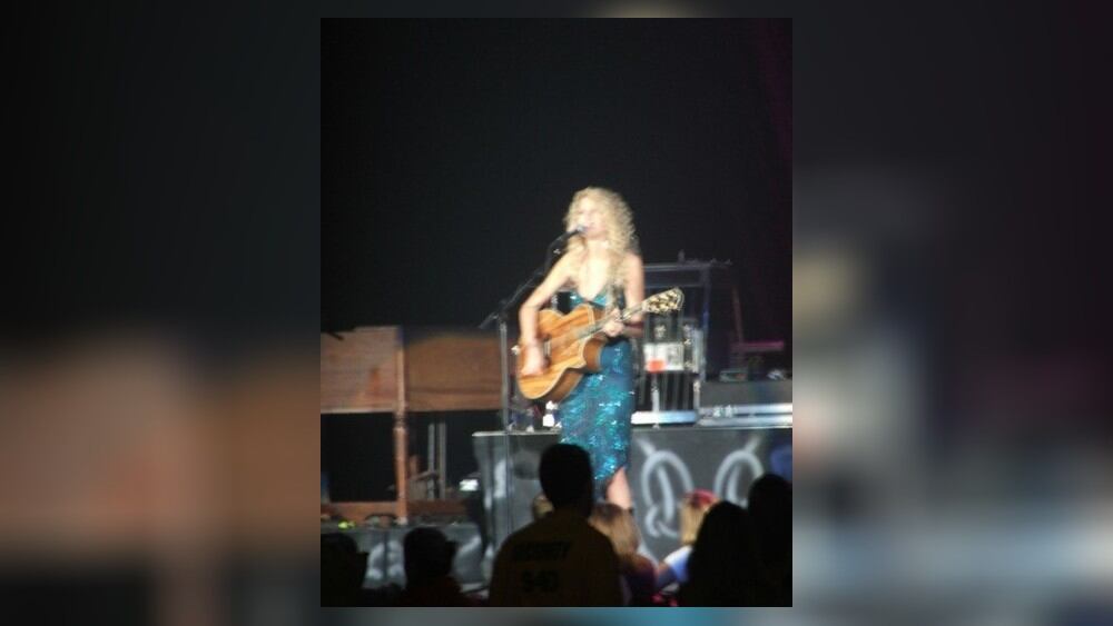 Taylor Swift’s performance at local university makes appearance in ...