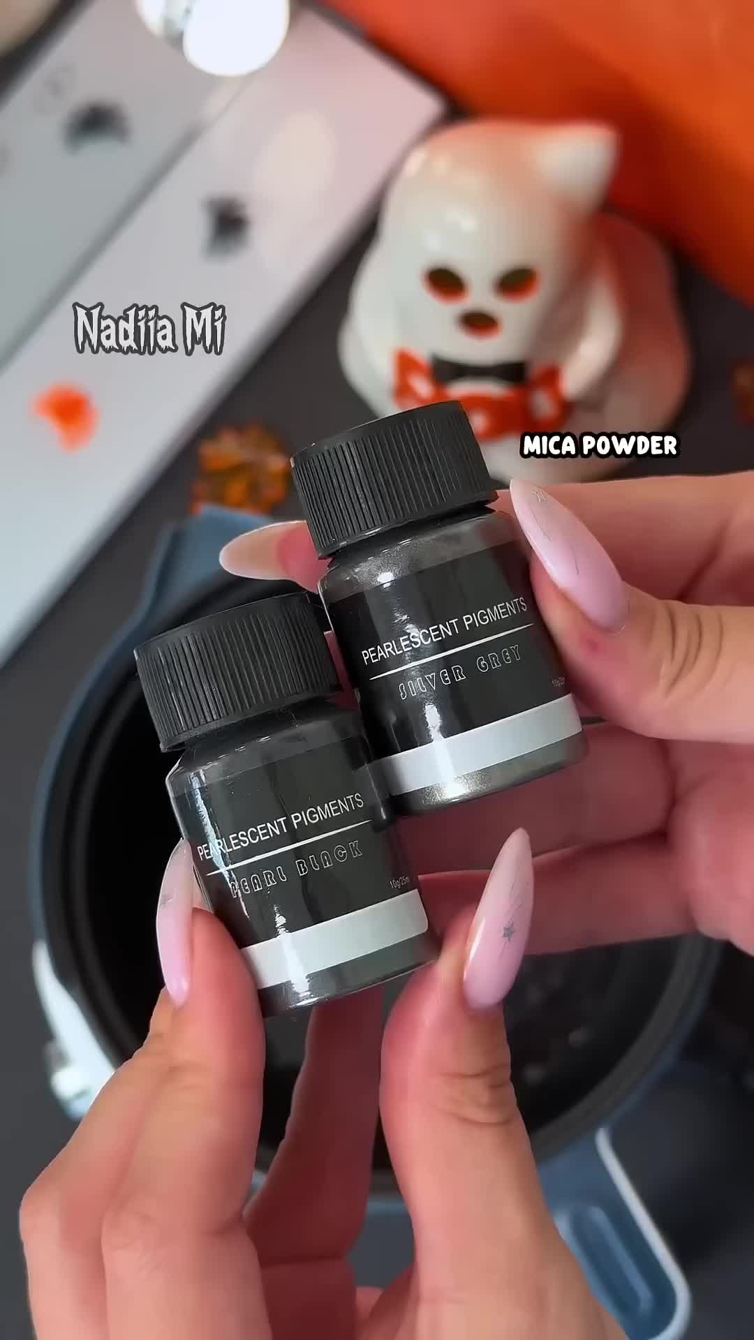 Spooky Halloween shell candle DIY 🕯️ | ASMR satisfying