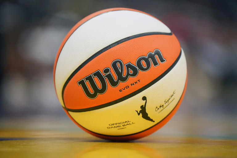 WNBPA says no one should believe WNBA's latest offer is a 'good deal'